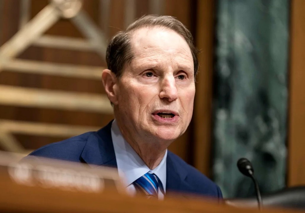In Senate Hearing, Wyden Says U.S. “Laser-Focused” On Out-Competing ...