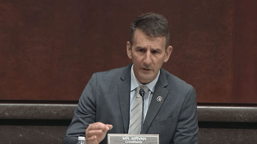 Cleveland Cliffs CEO Tells House Steel Caucus Globalization Has Failed ...