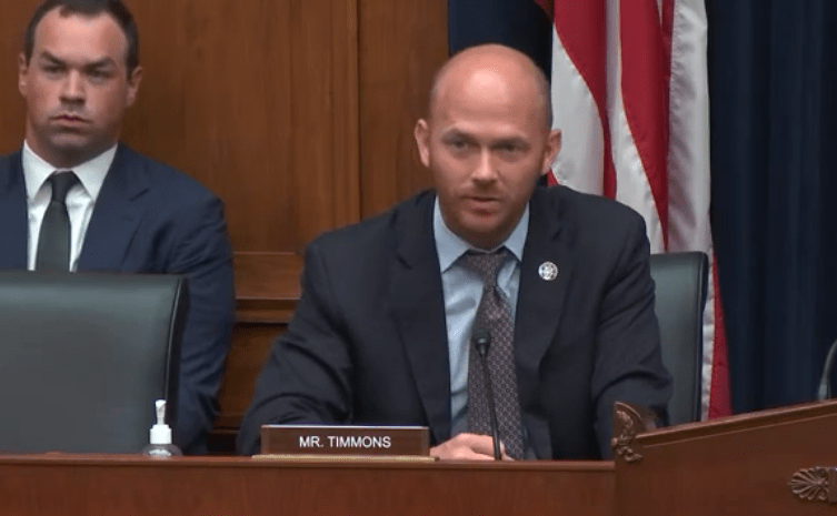 JP Morgan CEO Jamie Dimon, Others, Tell Congress They’ll Leave China If ...